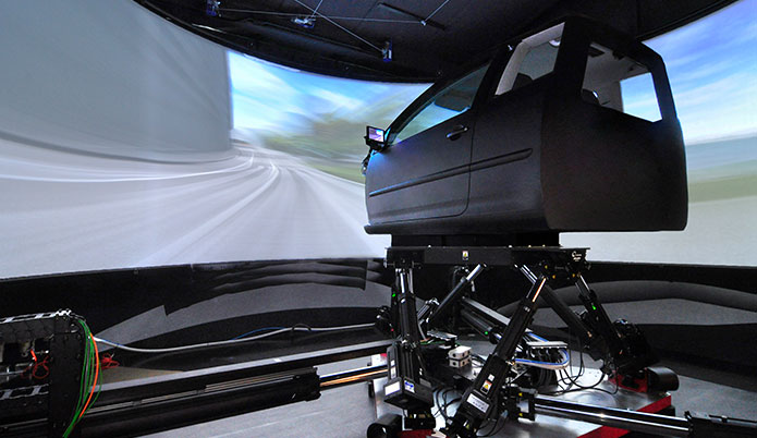 Developing synergies between physical and virtual driving tests